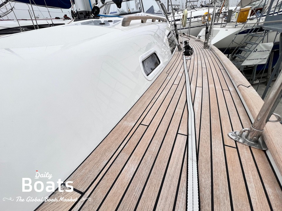 Hallberg-Rassy 340 for sale. View price, photos and Buy Hallberg-Rassy ...