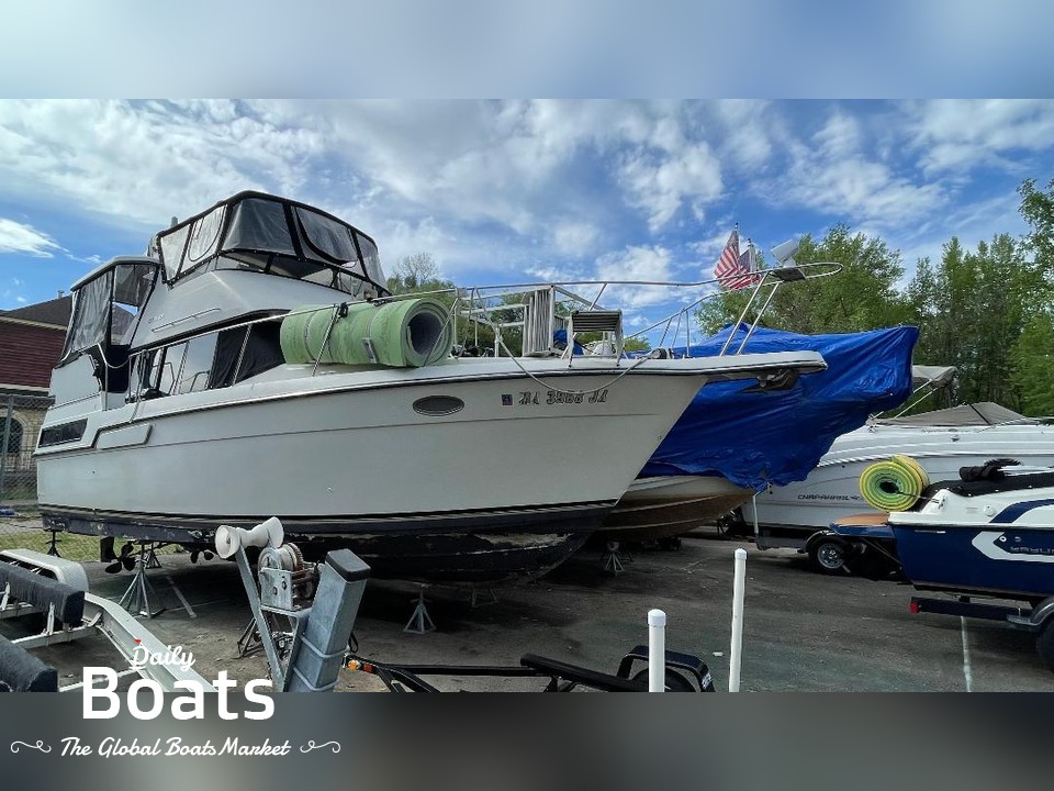 1991 Carver 33 Aft Cabin for sale. View price, photos and Buy 1991 ...