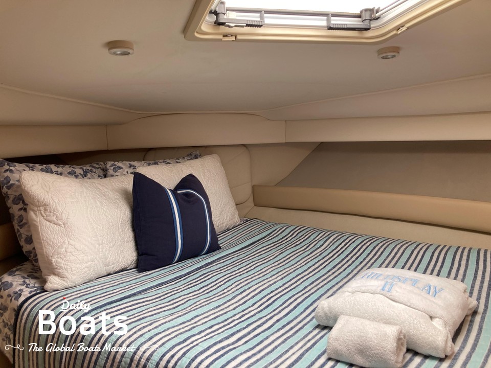 1997 Carver 400 Cockpit Motor Yacht for sale. View price, photos and ...