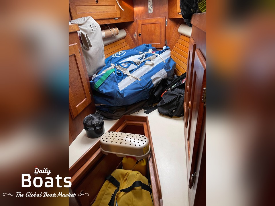 1992 Valiant Cutter for sale. View price, photos and Buy 1992 Valiant ...