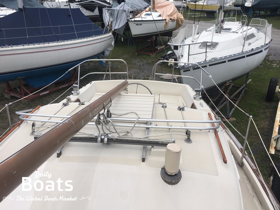 1979 Bombay Clipper 31 for sale. View price, photos and Buy 1979 Bombay ...