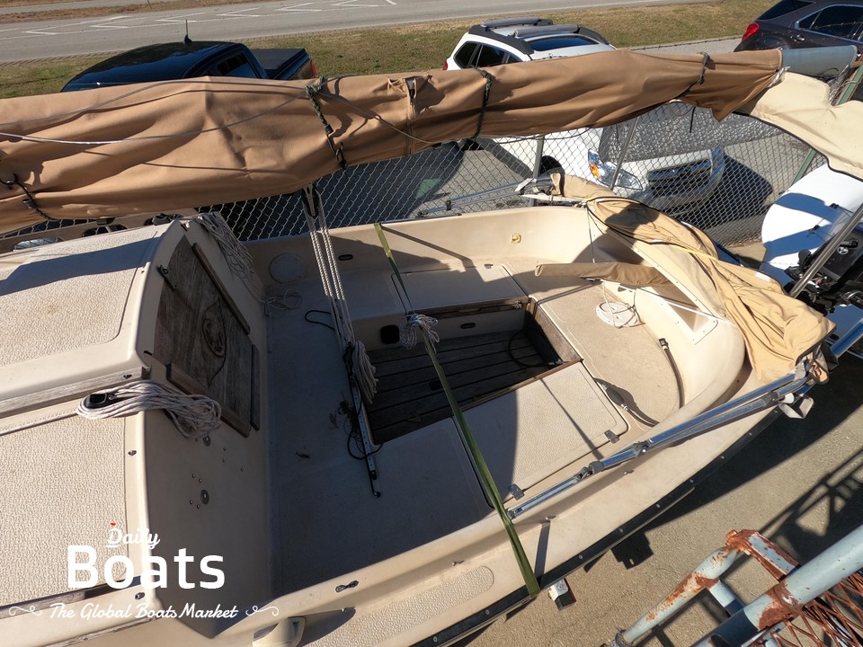 2000 Com-Pac Sun Cat for sale. View price, photos and Buy 2000 Com-Pac ...