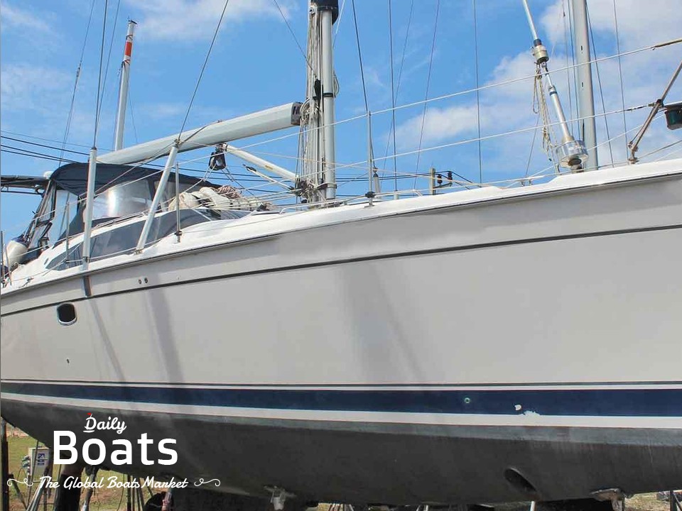 2010 Hunter 50 Center Cockpit for sale. View price, photos and Buy 2010 ...