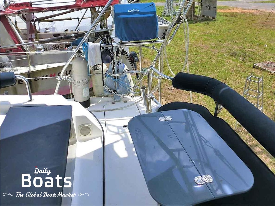 2010 Hunter 50 Center Cockpit for sale. View price, photos and Buy 2010 ...
