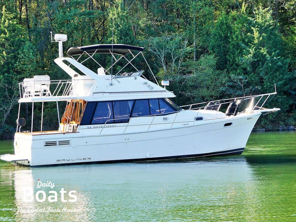 Bayliner 3288 Motoryacht for sale. View price, photos and Buy Bayliner ...