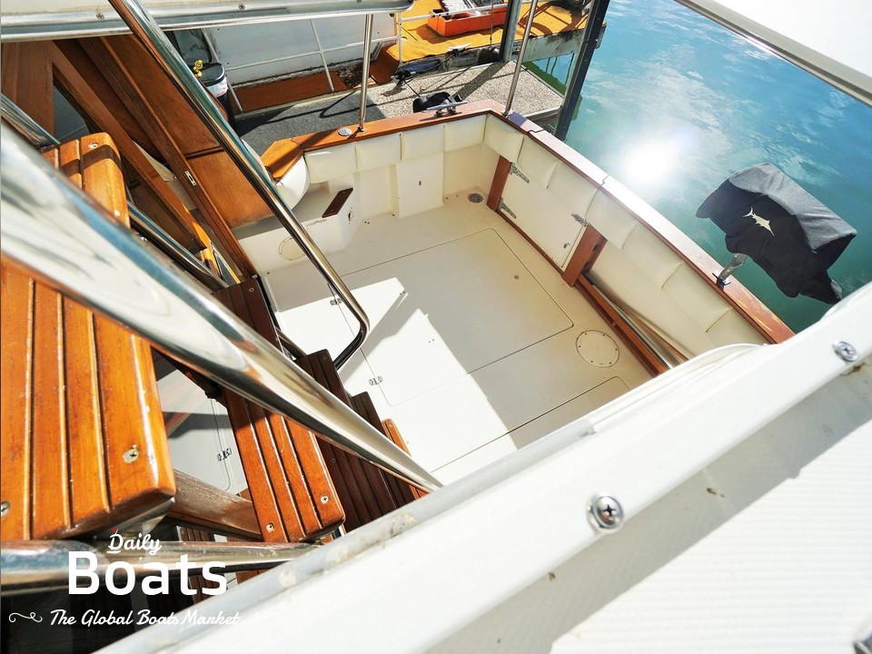 1992 Bayliner 3288 Motoryacht for sale. View price, photos and Buy 1992 ...