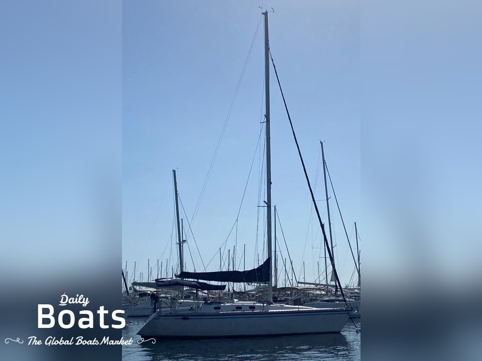 1987 Hunter 37 for sale. View price, photos and Buy 1987 Hunter 37 #321427