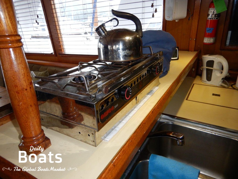 1981 Sea Ranger 39' Trawler for sale. View price, photos and Buy 1981 ...