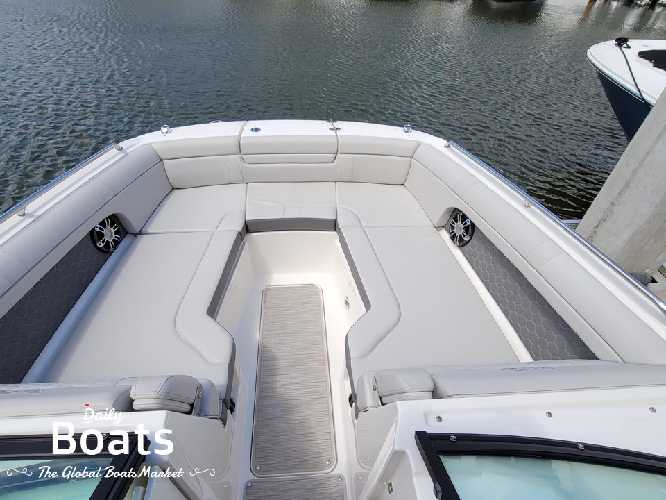 2021 Sea Ray 270 Sdx Outboard for sale. View price, photos and Buy 2021 ...