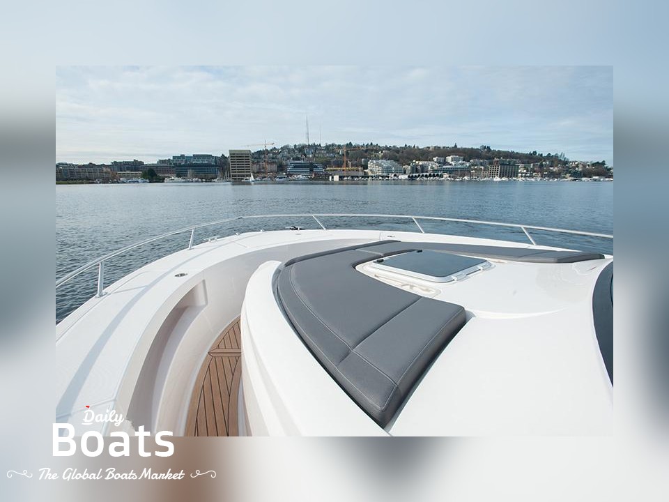 2016 Tiara Yachts Q44 for sale. View price, photos and Buy 2016 Tiara ...