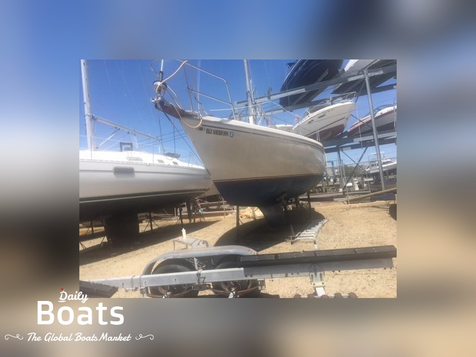 1982 Catalina 30 Tall Rig Sloop for sale. View price, photos and Buy ...