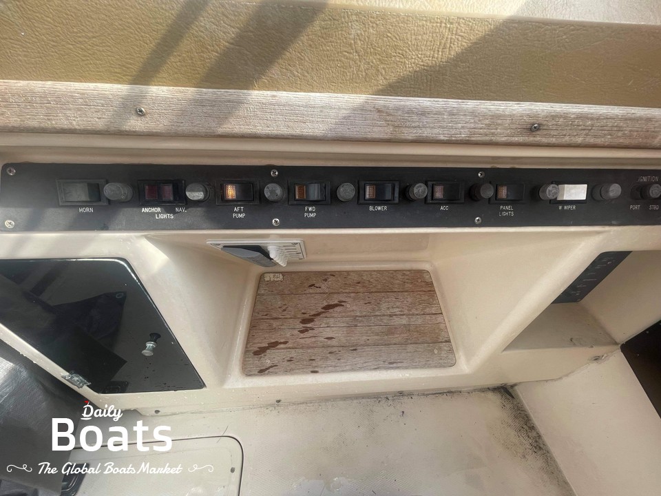 1983 Phoenix 27 for sale. View price, photos and Buy 1983 Phoenix 27 ...