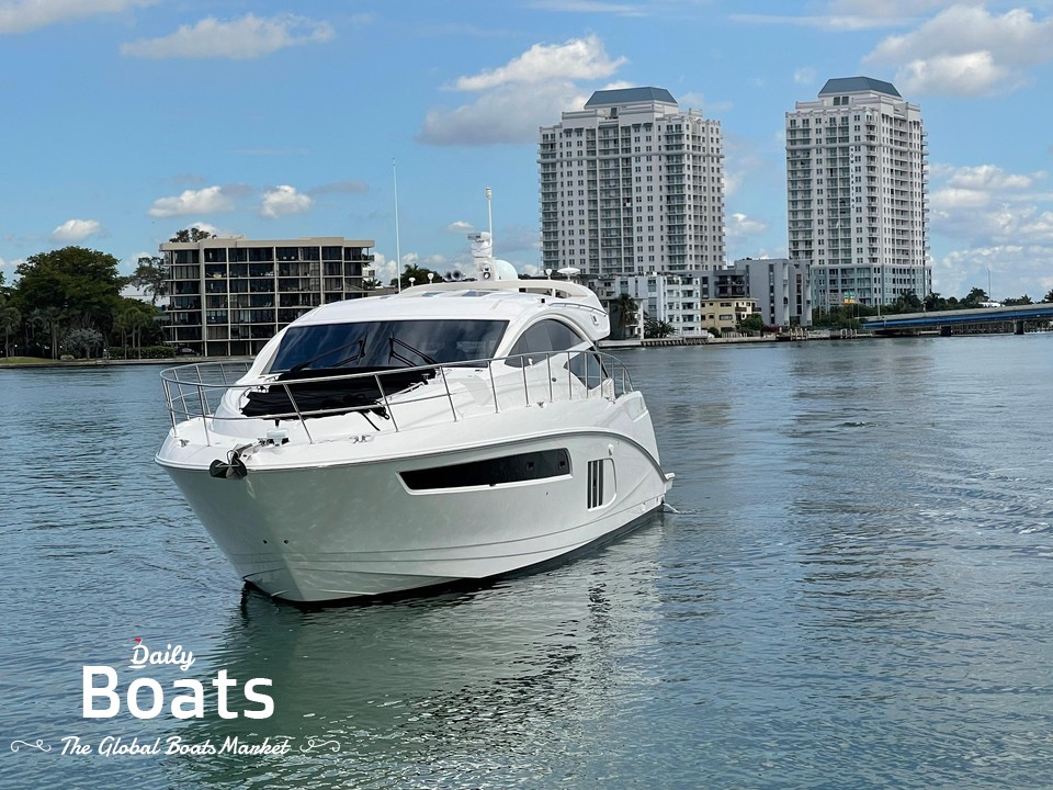 2017 Sea Ray 590 Sundancer for sale. View price, photos and Buy 2017 ...