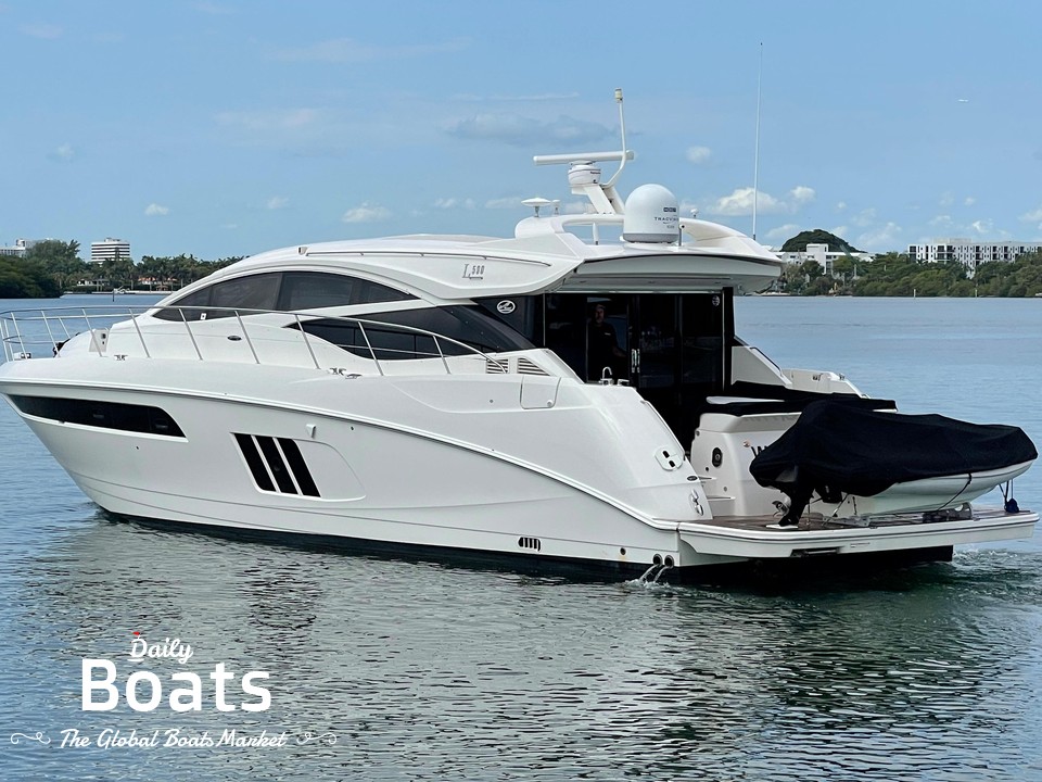 2017 Sea Ray 590 Sundancer for sale. View price, photos and Buy 2017 ...