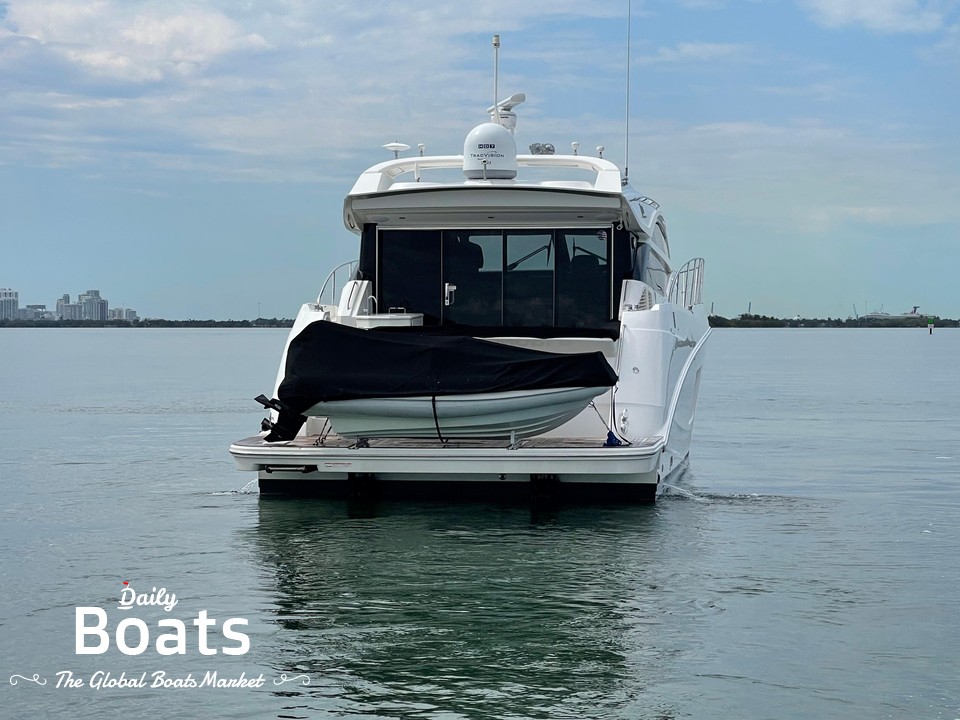 2017 Sea Ray 590 Sundancer for sale. View price, photos and Buy 2017 ...