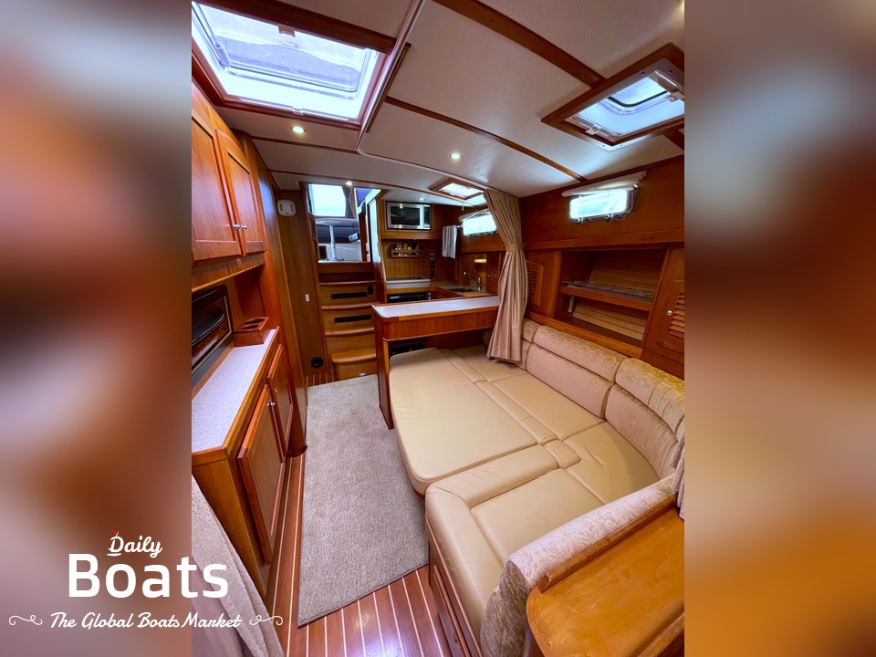 2004 Sabre 42 Express for sale. View price, photos and Buy 2004 Sabre ...