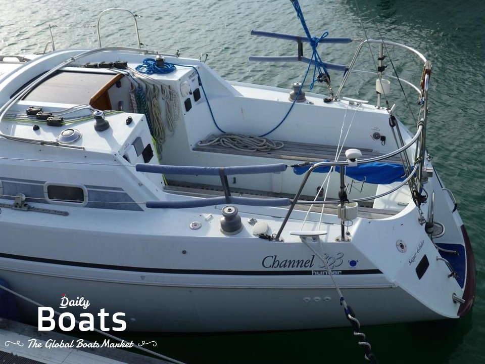 1997 Hunter Channel 323 for sale. View price, photos and Buy 1997 ...