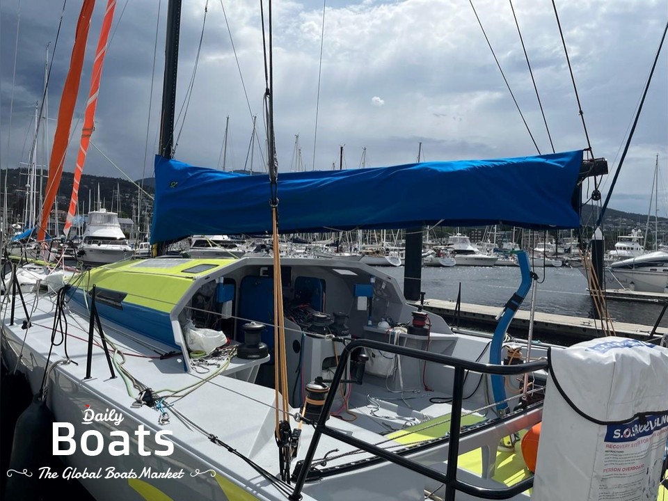 2010 Class 40 Akilaria for sale. View price, photos and Buy 2010 Class ...