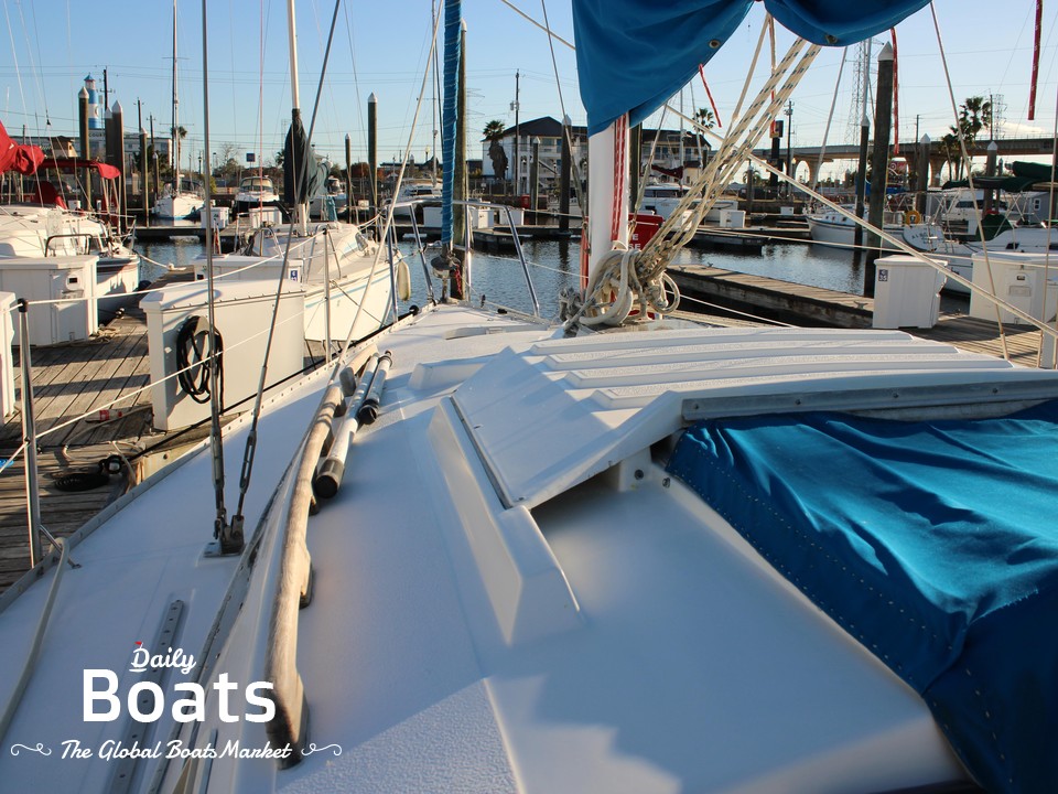 1986 Hunter 28.5 for sale. View price, photos and Buy 1986 Hunter 28.5 ...