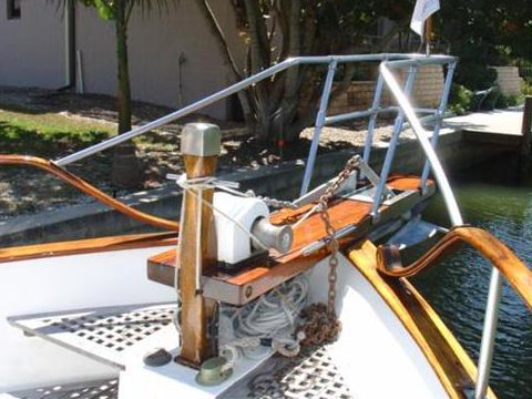 1984 Universal Sundeck Trawler for sale. View price, photos and Buy ...