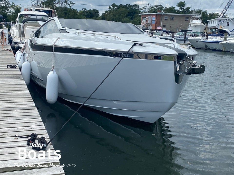 2022 Fairline F33 for sale. View price, photos and Buy 2022 Fairline ...
