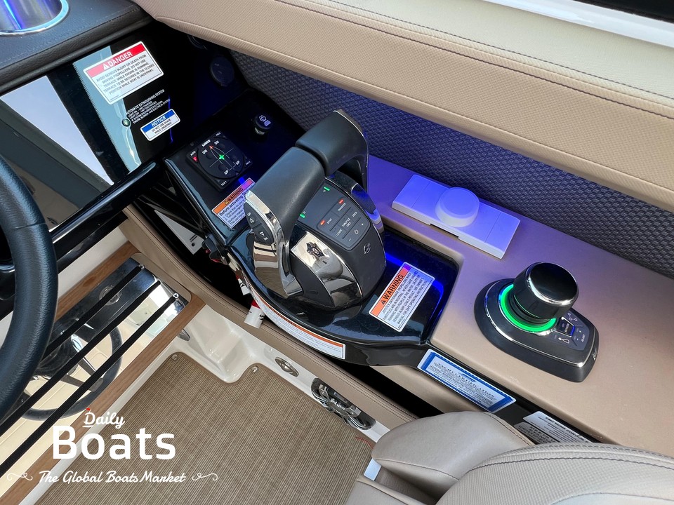 2019 Sea Ray Slx 400 for sale. View price, photos and Buy 2019 Sea Ray ...