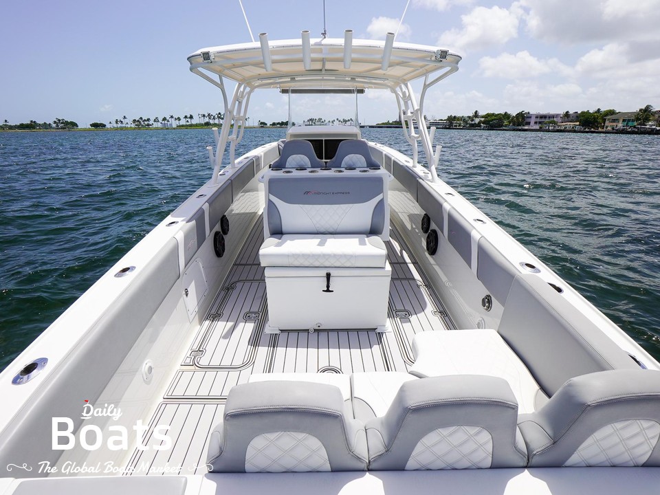 2000 Midnight Express 39 Cuddy for sale. View price, photos and Buy ...