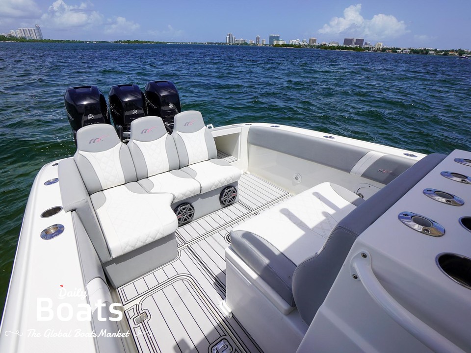 2000 Midnight Express 39 Cuddy for sale. View price, photos and Buy ...