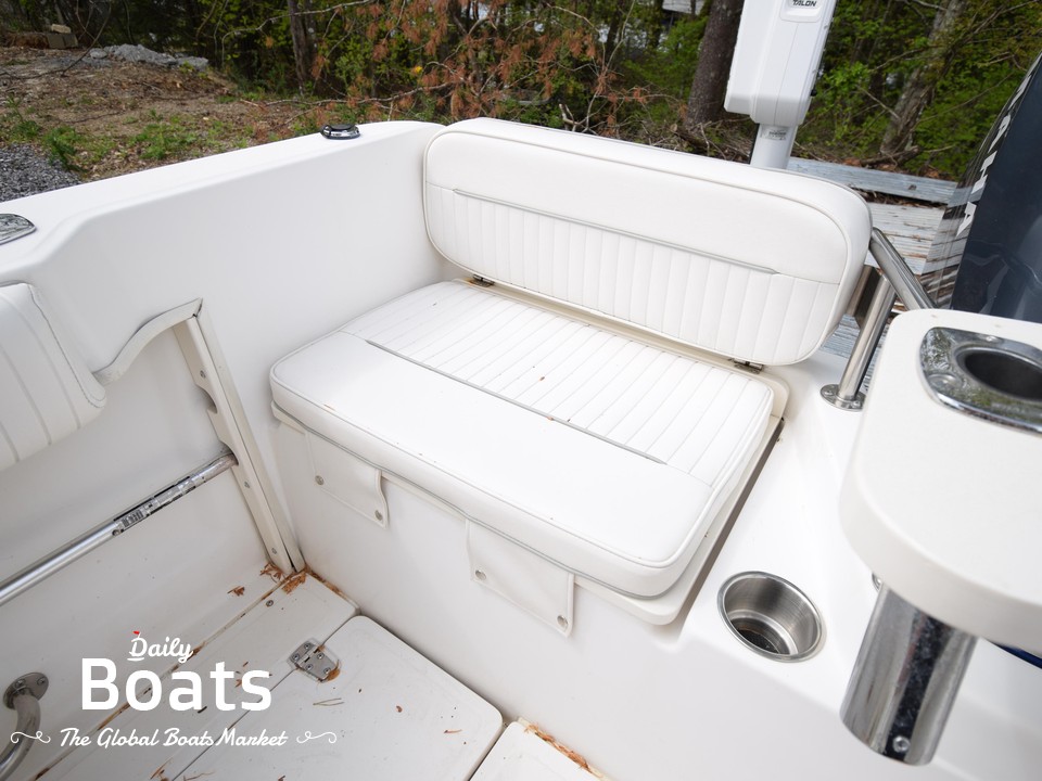 2000 Boston Whaler 21 Outrage for sale. View price, photos and Buy 2000 ...