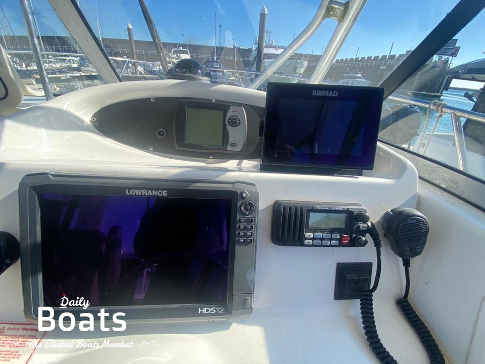 2006 Boston Whaler 255 Conquest for sale. View price, photos and Buy ...