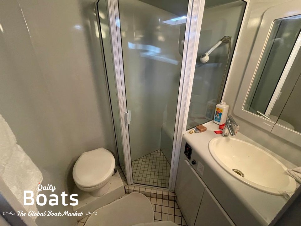 1990 Southern Cross 52 for sale. View price, photos and Buy 1990 ...