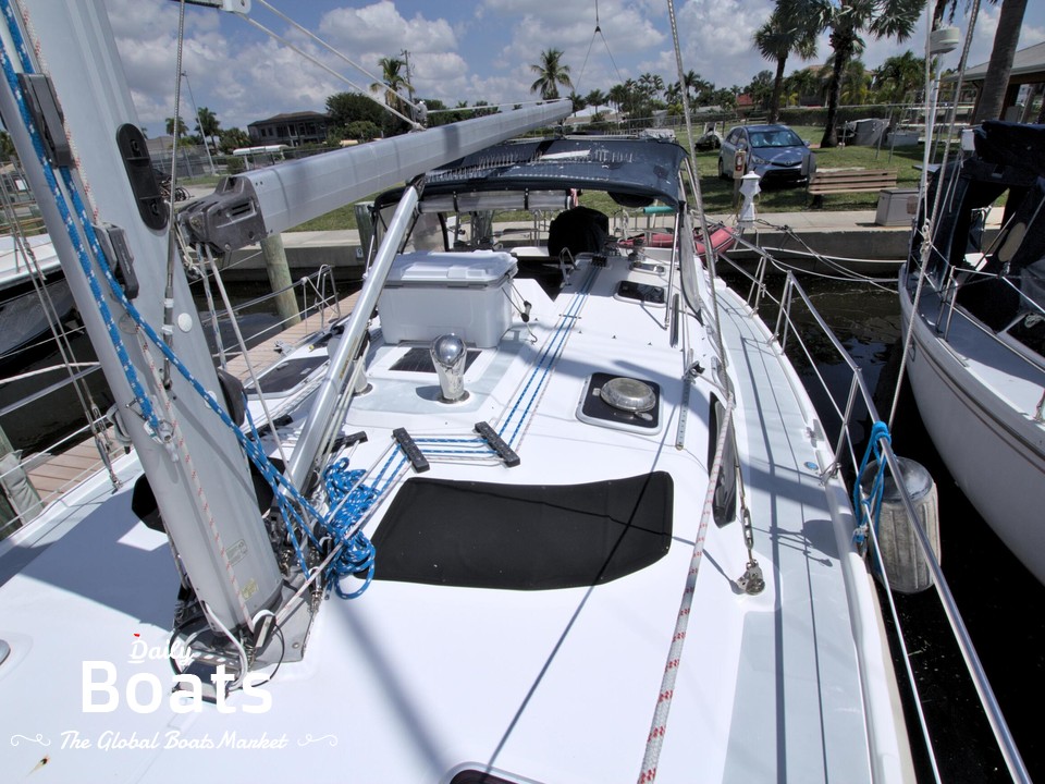 2001 Hunter 460 for sale. View price, photos and Buy 2001 Hunter 460 ...