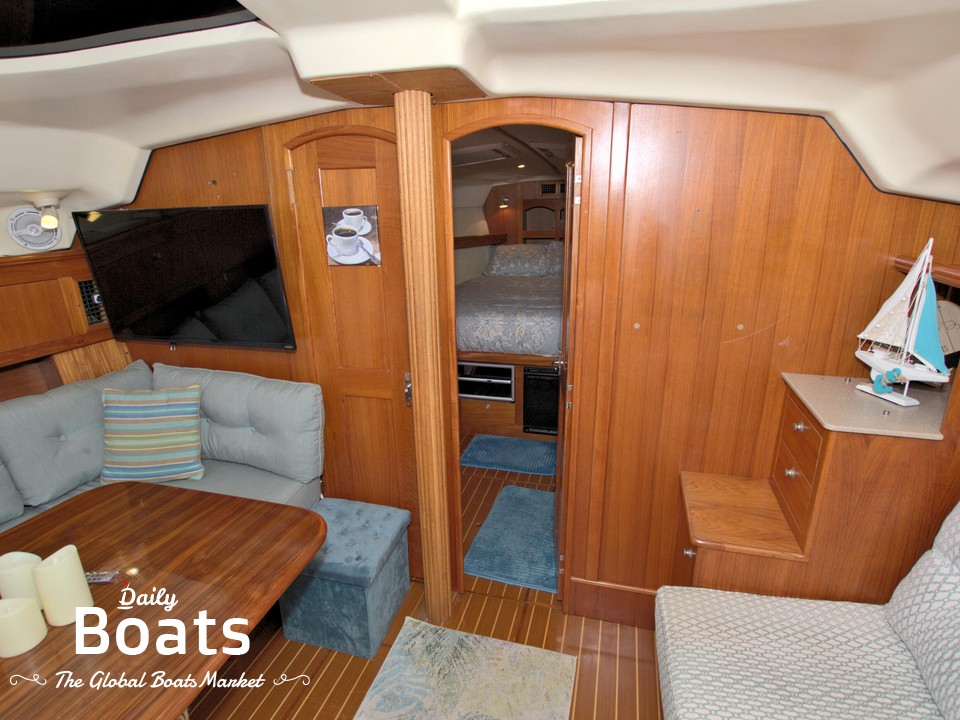 2001 Hunter 460 for sale. View price, photos and Buy 2001 Hunter 460 ...