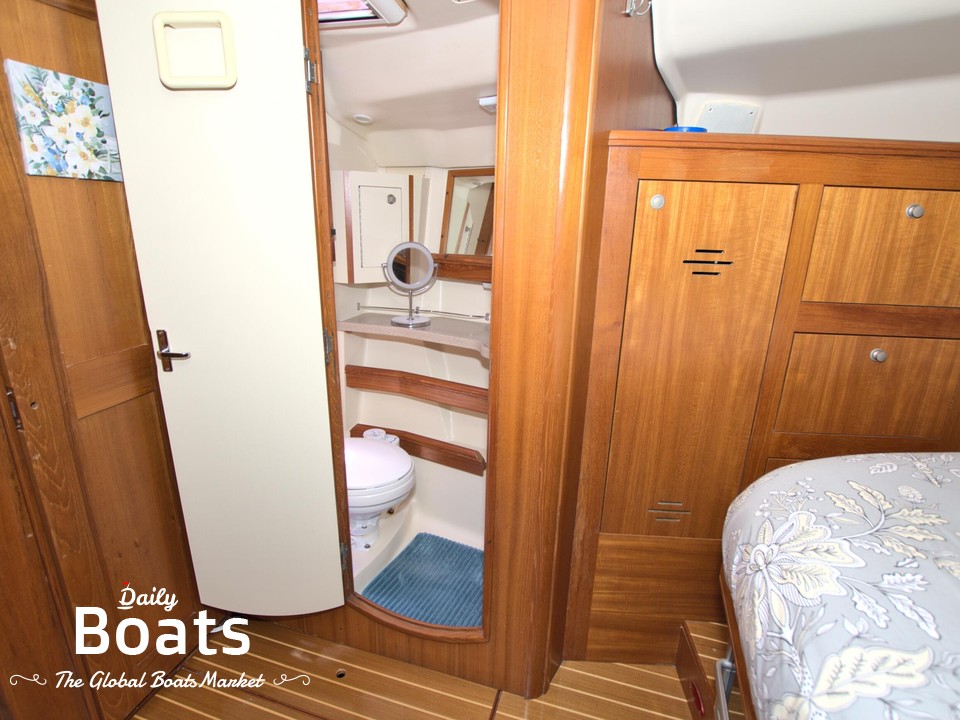 2001 Hunter 460 for sale. View price, photos and Buy 2001 Hunter 460 ...