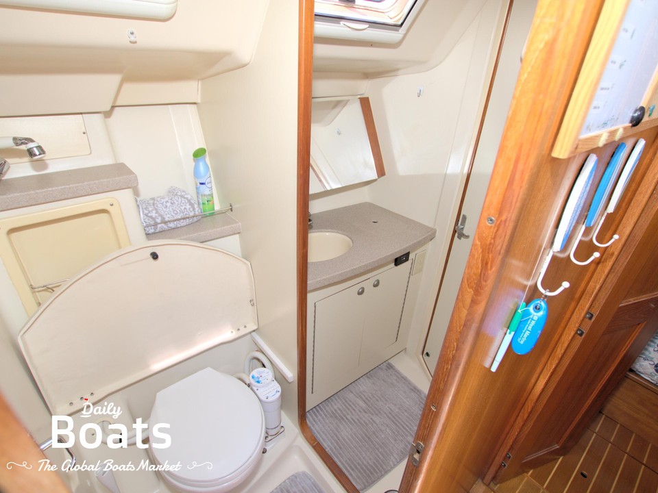 2001 Hunter 460 for sale. View price, photos and Buy 2001 Hunter 460 ...