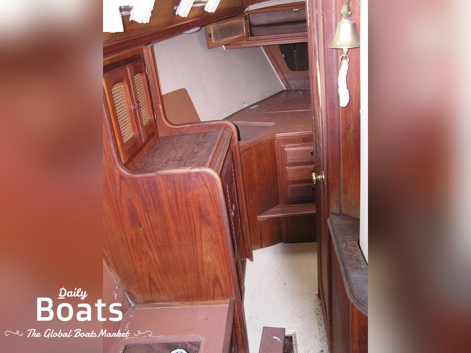 1974 Islander 32-2 for sale. View price, photos and Buy 1974 Islander ...