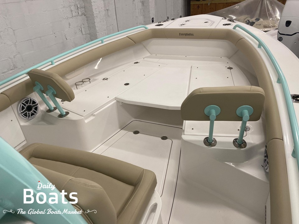 2022 Everglades 273 for sale. View price, photos and Buy 2022 ...