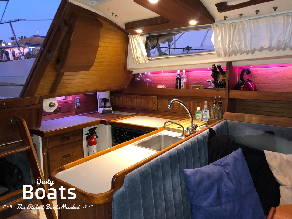 1978 Catalina C-30 for sale. View price, photos and Buy 1978 Catalina C ...