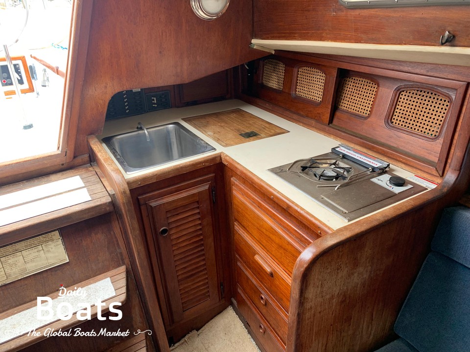 1977 Islander 28 на продажу. Посмотреть цену, фотографии и Купить 1977 ...