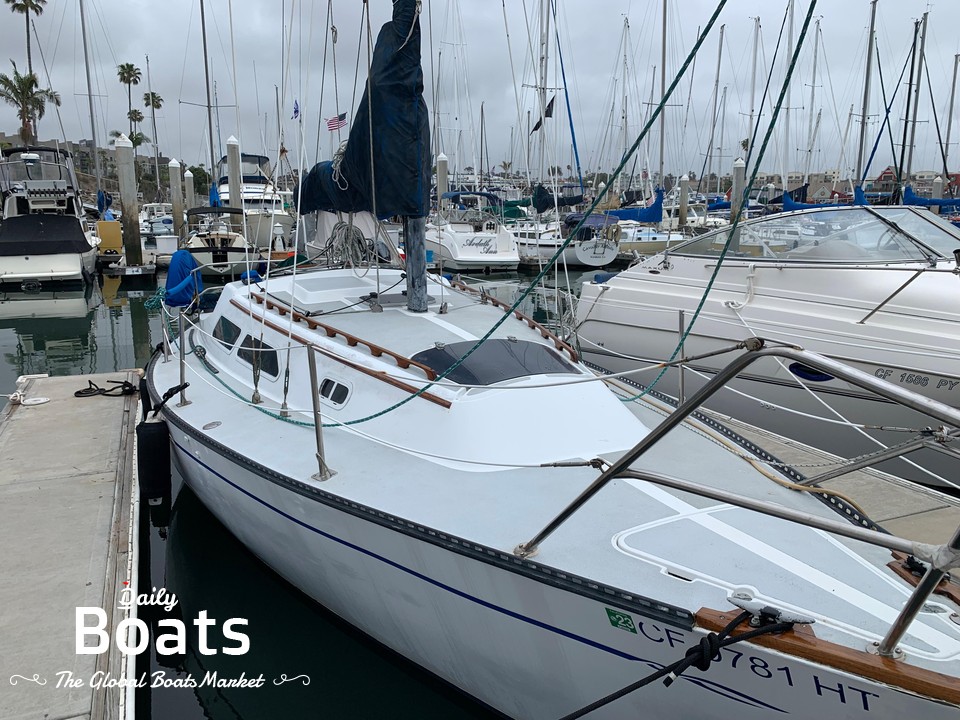 1977 Islander 28 for sale. View price, photos and Buy 1977 Islander 28 ...