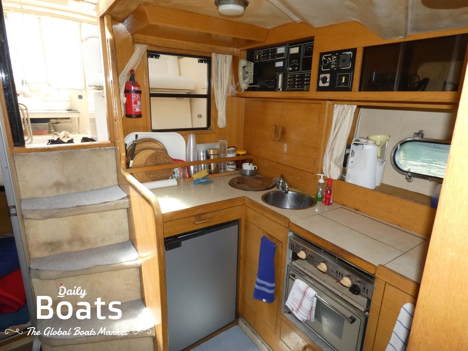 1989 Motor Yacht Princess 36 Riviera for sale. View price, photos and ...