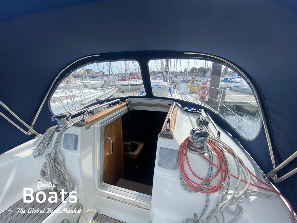 2001 Bavaria 31 till salu. Visa pris, bilder och Köpa 2001 Bavaria 31 ...