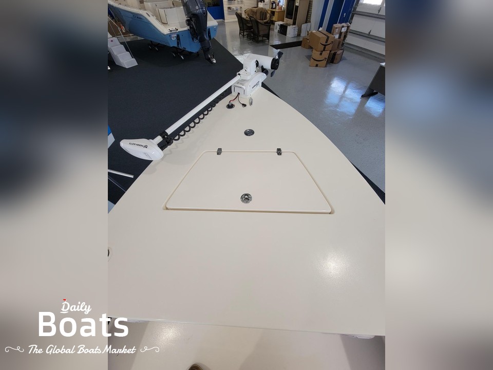 2020 Hewes Redfisher 18 for sale. View price, photos and Buy 2020 Hewes ...