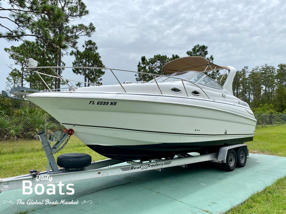 2004 Larson Cabrio 260 for sale. View price, photos and Buy 2004 Larson ...