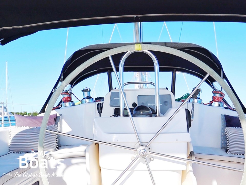 1998 Hunter 410 for sale. View price, photos and Buy 1998 Hunter 410 ...