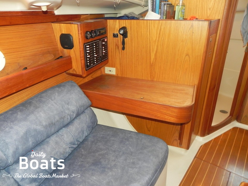 2000 Hunter 340 for sale. View price, photos and Buy 2000 Hunter 340 ...