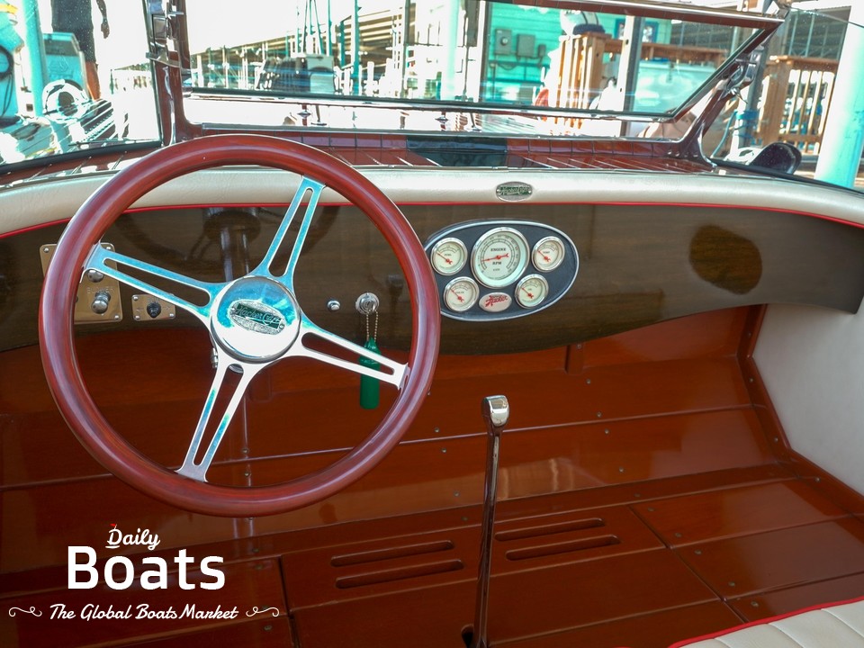 2011 Hacker-Craft 30' Gentlemans Racer for sale. View price, photos and ...