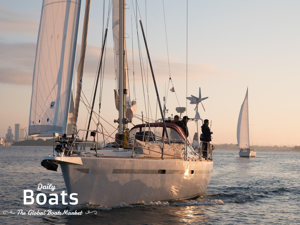 2004 Custom Universal Yachting 44 for sale. View price, photos and Buy ...