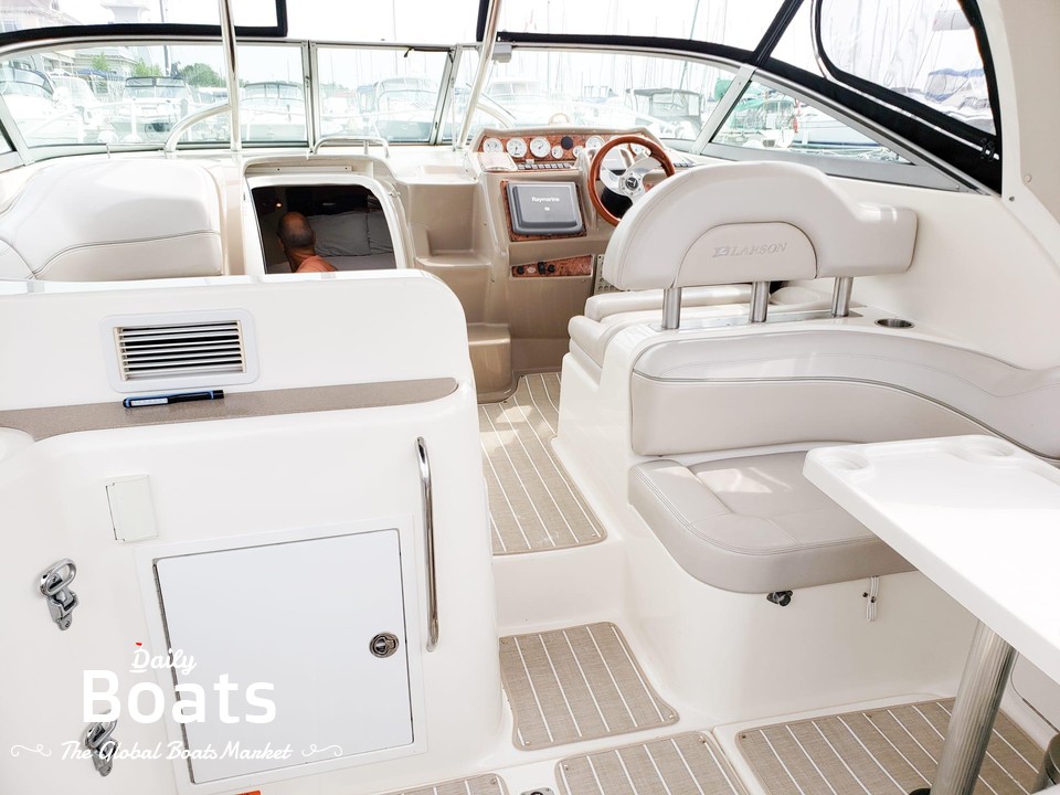 2007 Larson Cabrio 350 for sale. View price, photos and Buy 2007 Larson ...