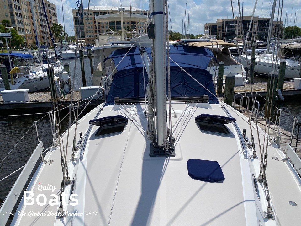 2008 Catalina 350 Mkii for sale. View price, photos and Buy 2008 ...